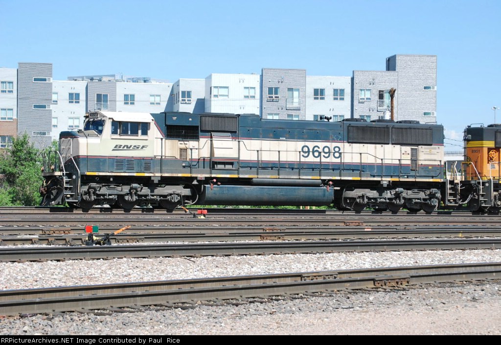 BNSF 9698 Leads A South Bound Coal Train